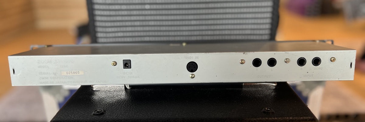 ZOOM Studio 1204 Reverb Unit Used – Empire Guitars